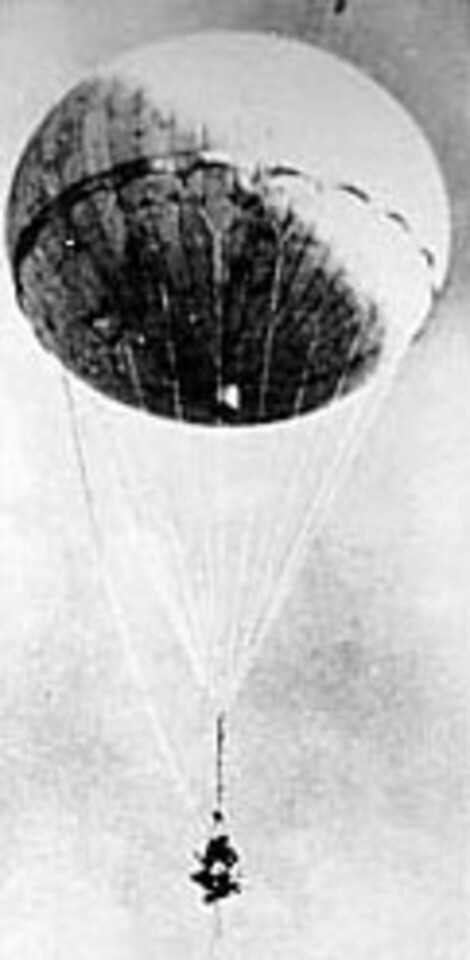 Japanese Balloon Bomb / Fly Tucson